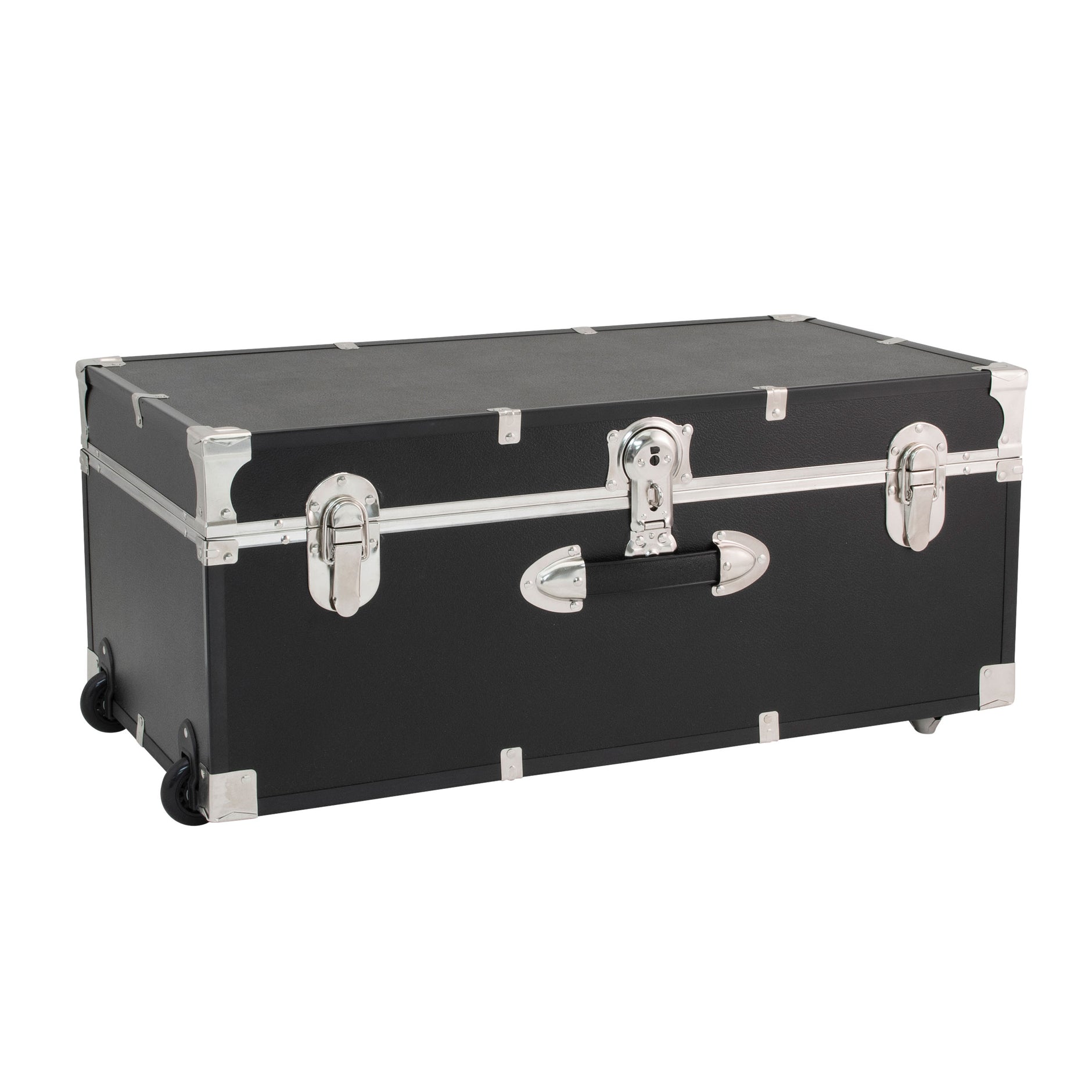 Explorer Collection – Seward Trunks